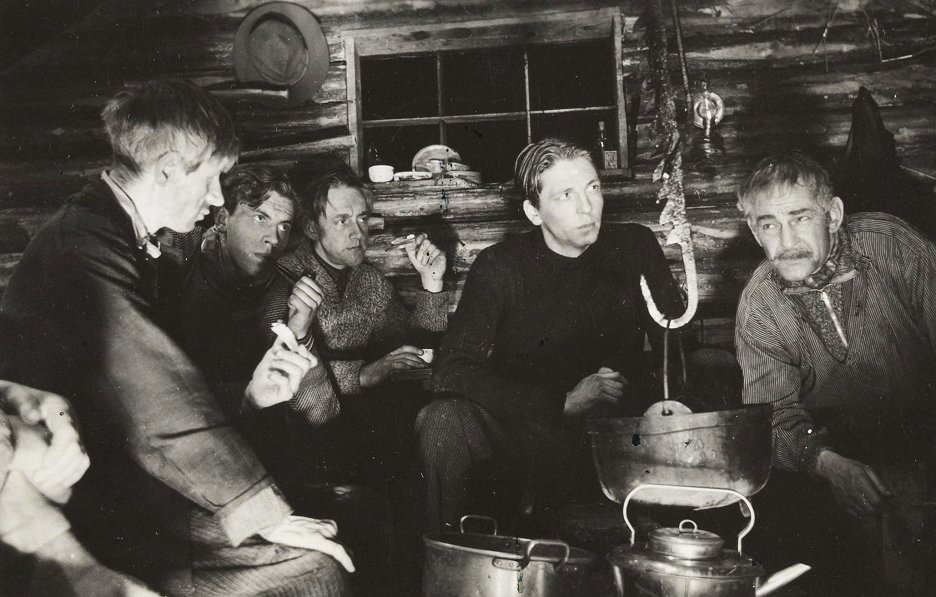 Det drønner gjennom dalen (1938) | ČSFD.cz