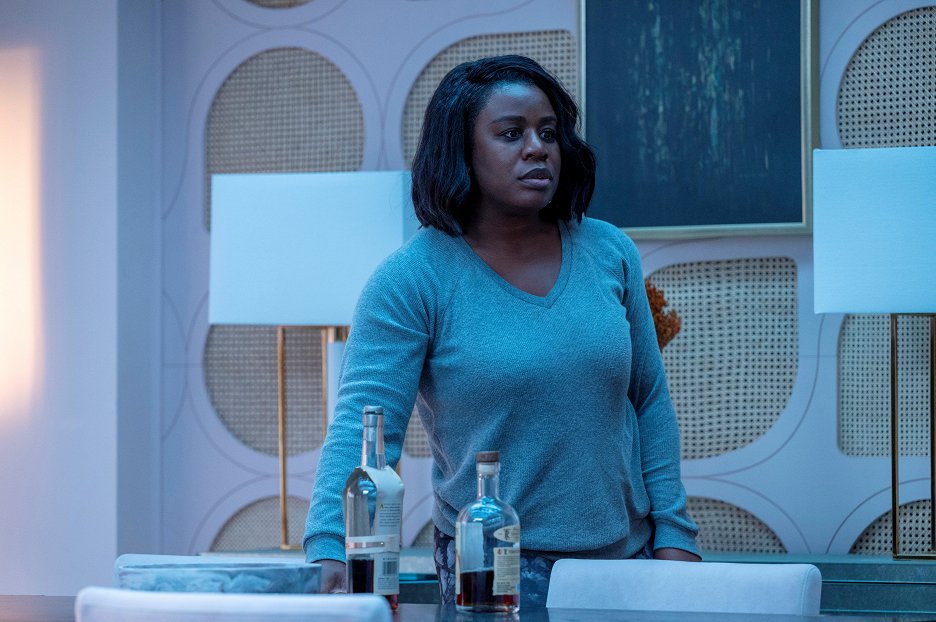 V odborné péči - Brooke - Week 3 (S04E12) (2021) | ČSFD.cz