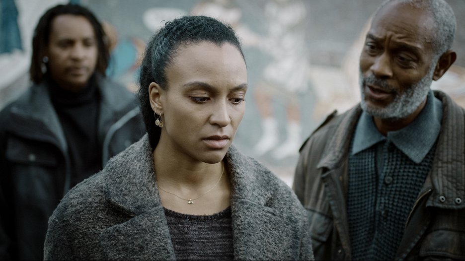 Rahti - Lilly (E06) (2021) | ČSFD.cz