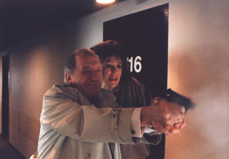 Vražda v salónu (1988) | ČSFD.cz