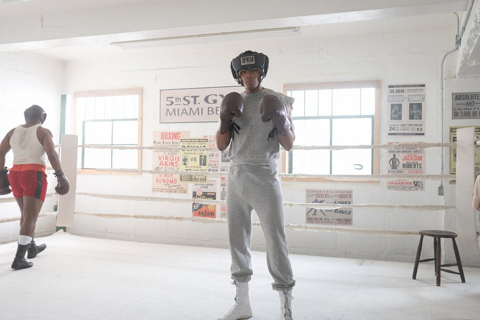 Godfather of Harlem - Nový distributor (S02E02) (2021) | ČSFD.cz