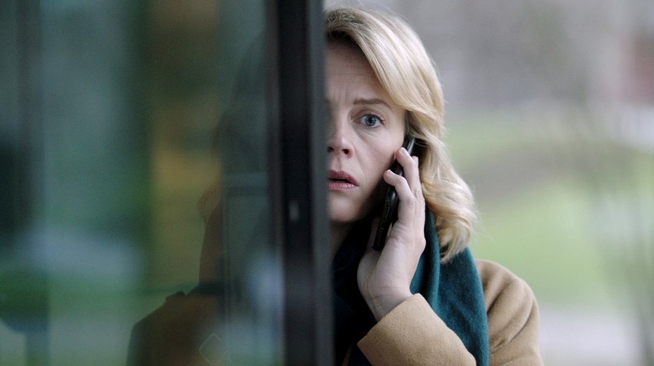 Älska mig - Man ska inte sluta våga (S01E03) (2019) | ČSFD.cz