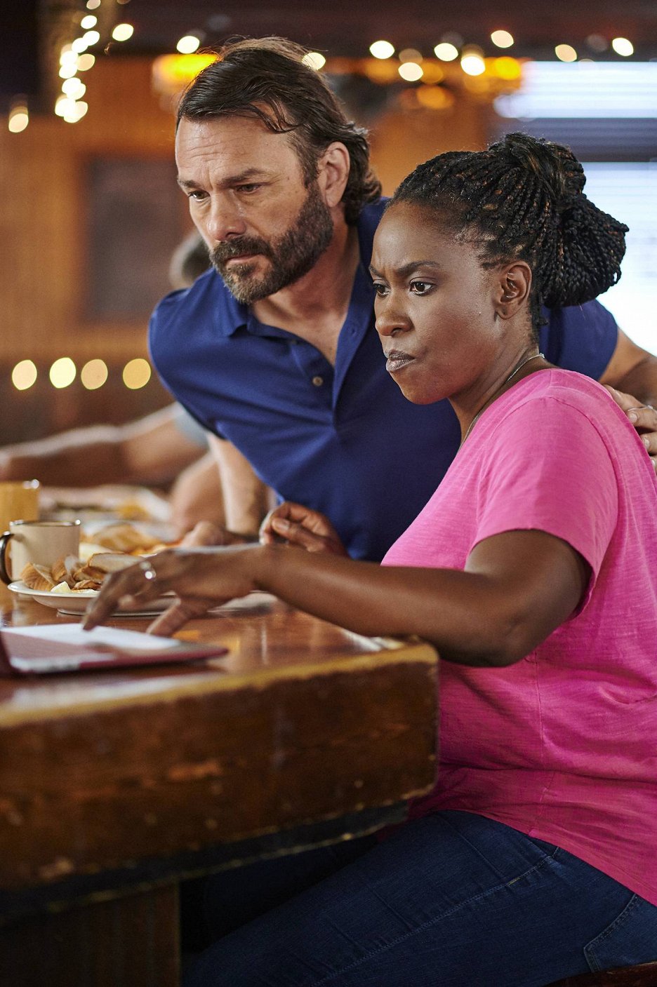 Love Upstream (2021) | ČSFD.cz