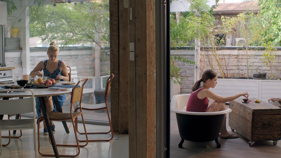 Mia se chce mstít (2020) | ČSFD.cz