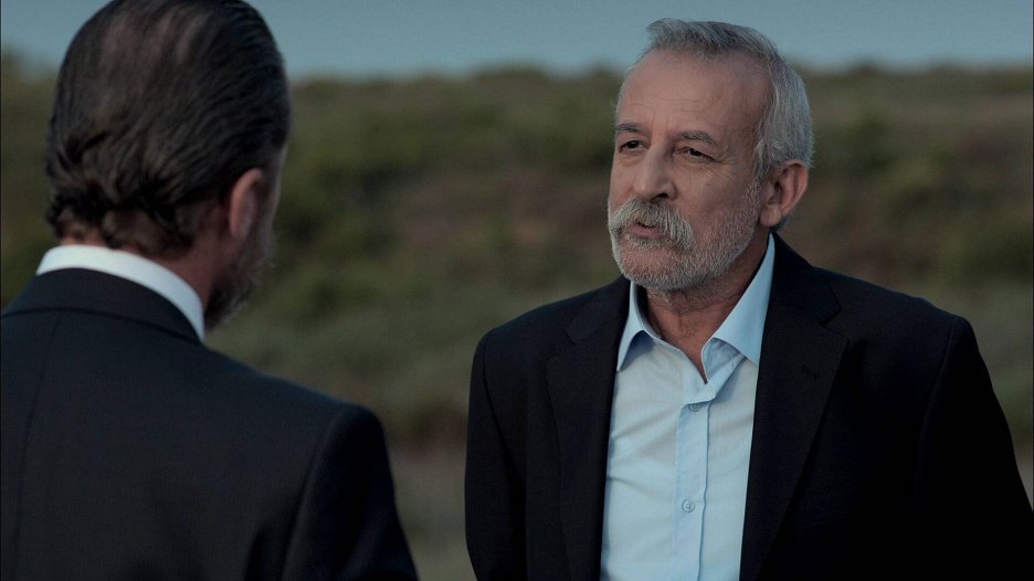 Kurtlar Vadisi: Pusu - Episode 3 (S10E03) (2015) | ČSFD.cz