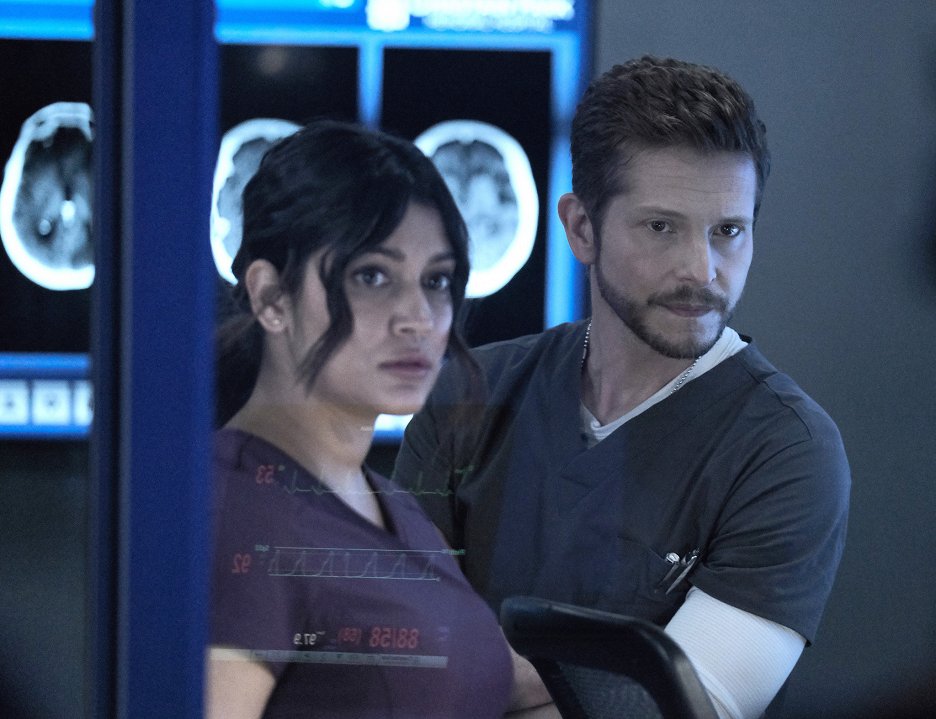 The Resident - No Good Deed (S05E02) (2021) | ČSFD.cz