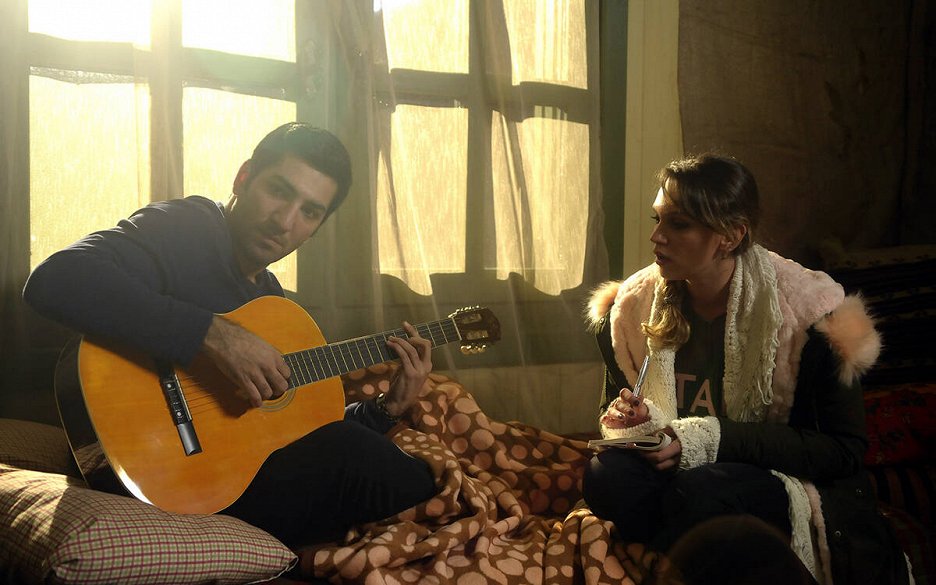 Gülizar - Episode 4 (E04) (2018) | ČSFD.cz