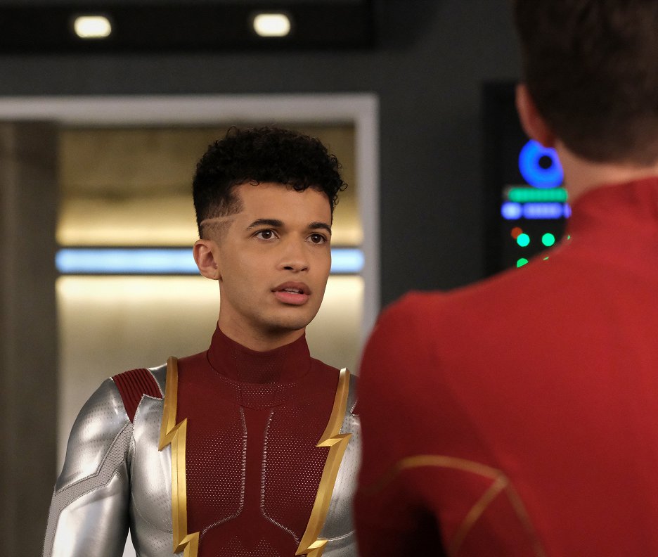 Jordan Fisher | ČSFD.cz