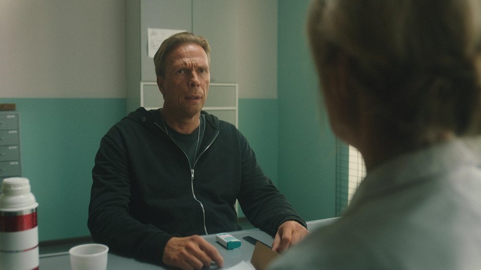 Pahan väri - Leenan painajaiset (E02) (2021) | ČSFD.cz