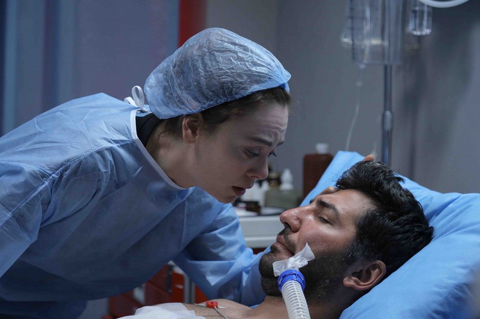 Alev Alev - Episode 27 (E27) (2021) | ČSFD.cz