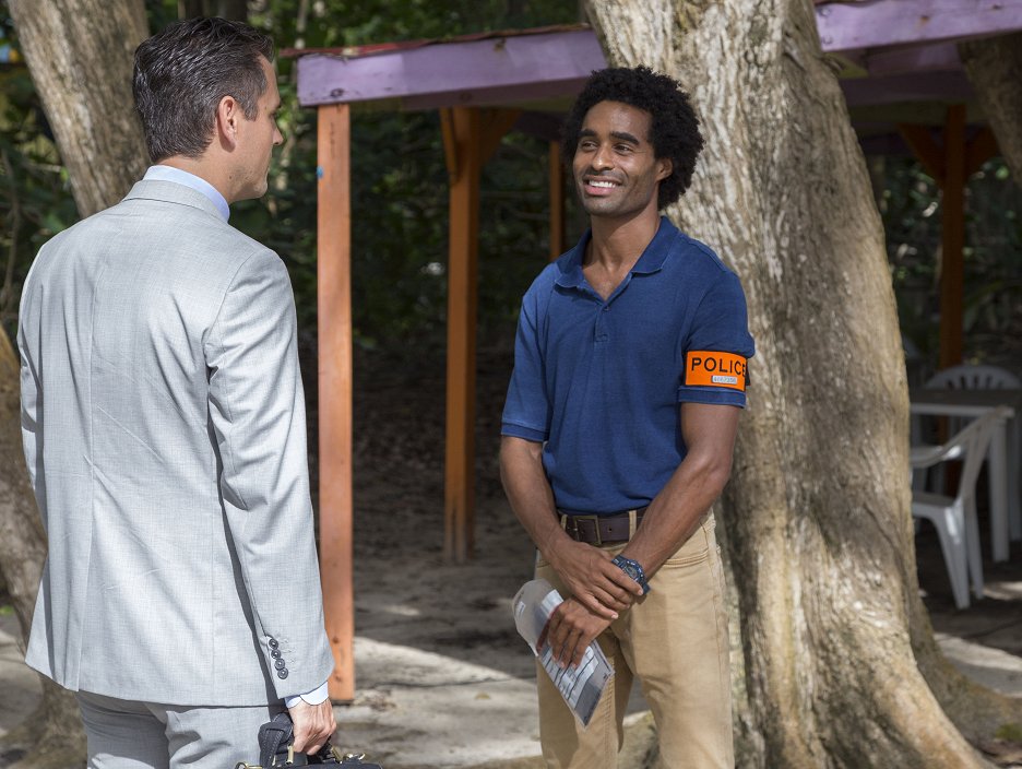 Tropiques criminels - Anse Michel (S02E06) (2021) | ČSFD.sk