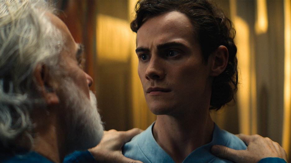 Cassian Bilton | Galerie - Z filmu | ČSFD.cz