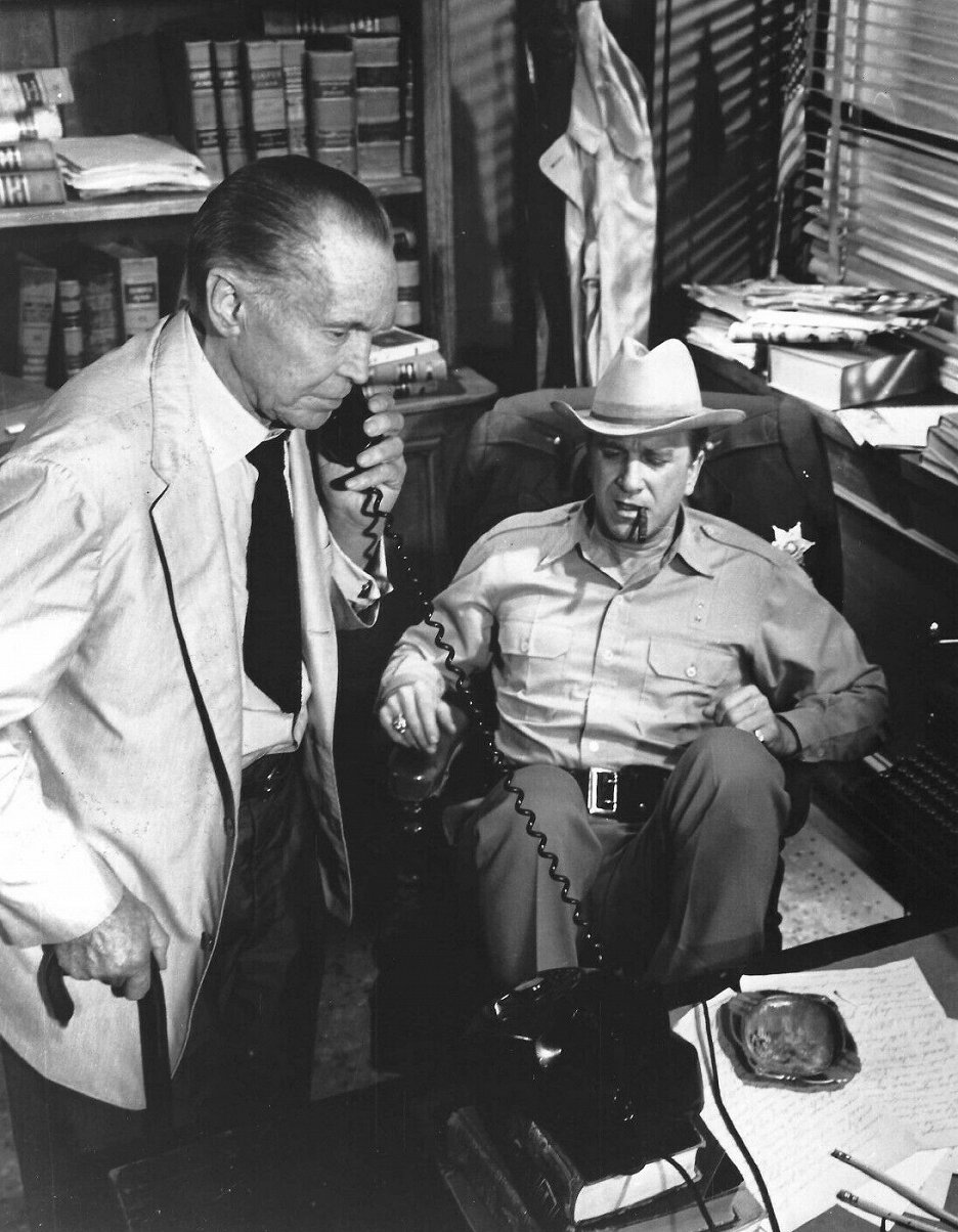 Shadow Over Elveron (1968) | Galerie - Z filmu | ČSFD.cz