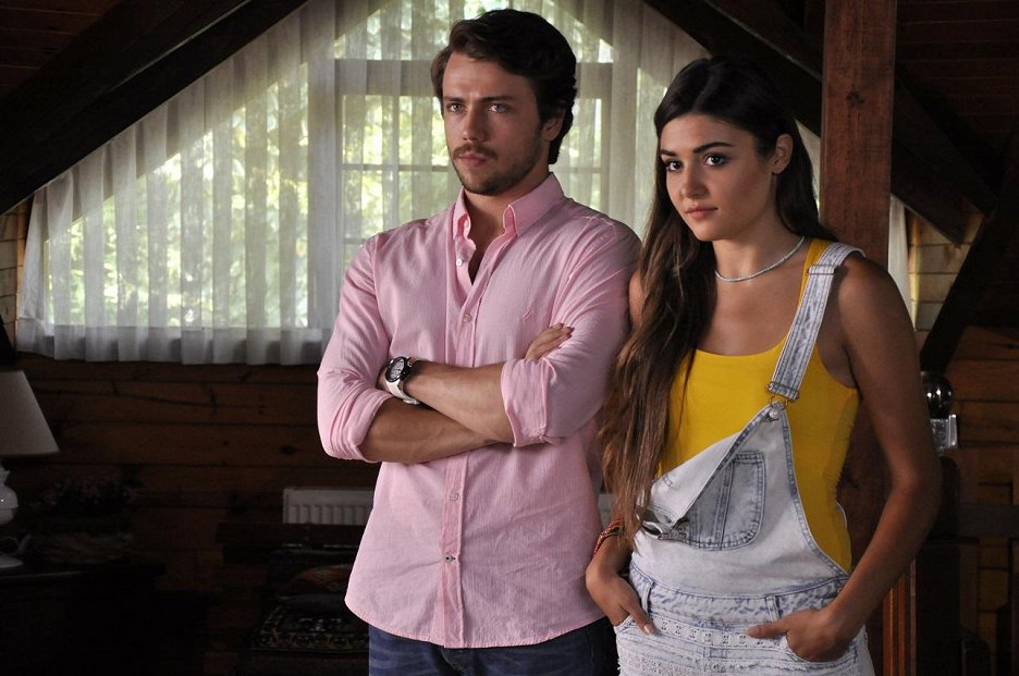 Güneşin Kızları - Episode 7 (E07) (2015) | ČSFD.cz