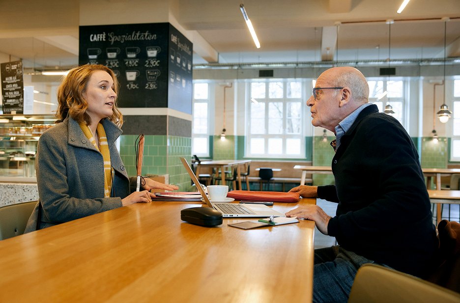 Die Heiland: Wir sind Anwalt - Der unsichtbare Feind (S03E05) (2021 ...