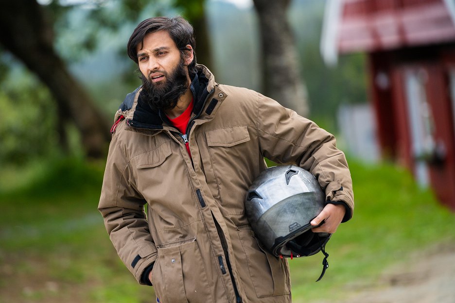 Jordbrukerne - The Snitch (E04) (2021) | ČSFD.cz