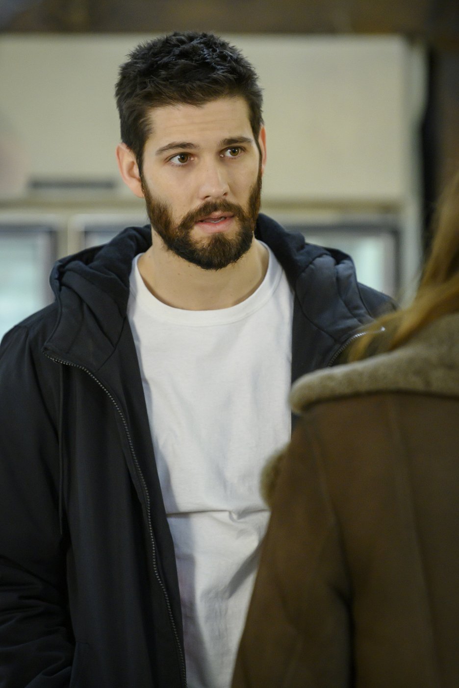 In the Dark - Deal or No Deal (S01E09) (2019) | ČSFD.cz