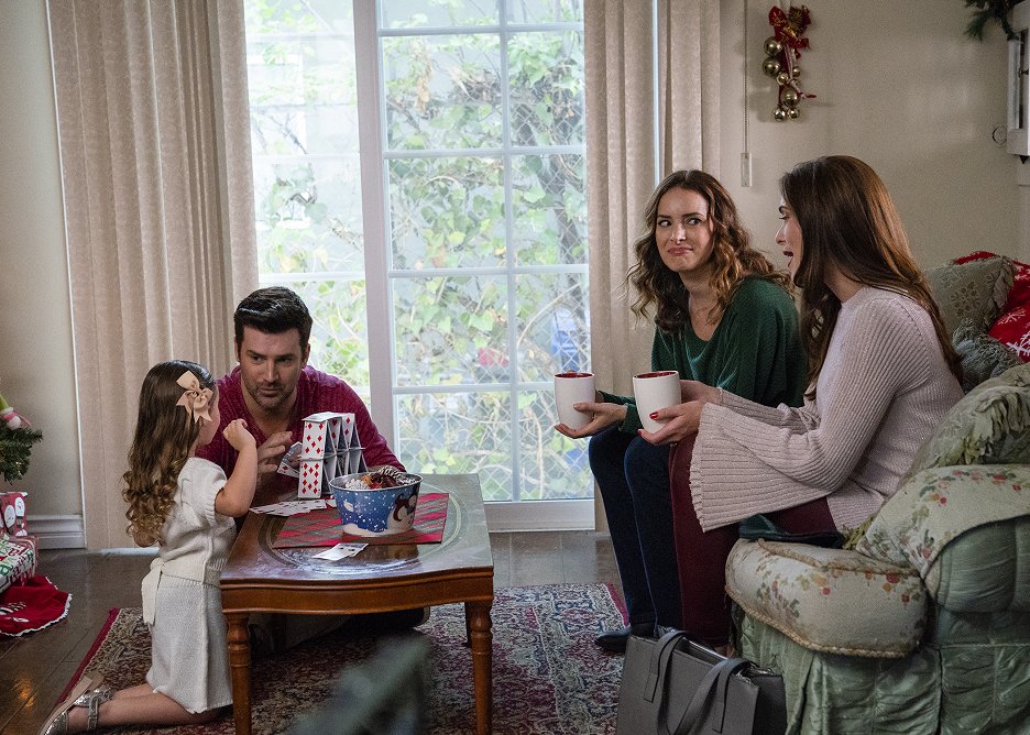 A Christmas Switch (2018) | ČSFD.cz