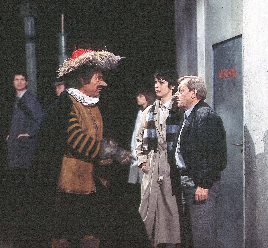 Místo činu - Ende der Vorstellung (S10E05) (1979) | ČSFD.cz