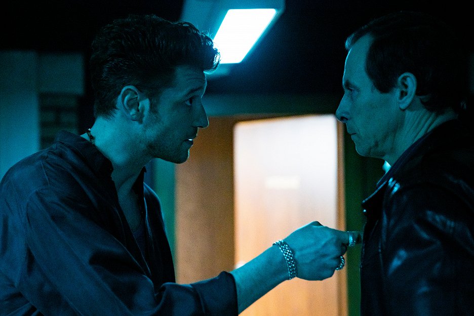 Der Palast - Episode 3 (E03) (2021) | ČSFD.cz