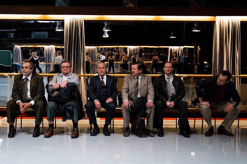 Der Palast - Episode 3 (E03) (2021) | ČSFD.cz