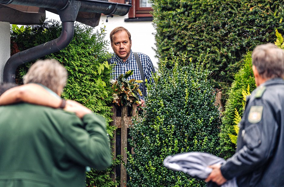 Hubert a Staller - Urlaub in der Hölle (S10E03) (2022) | ČSFD.cz