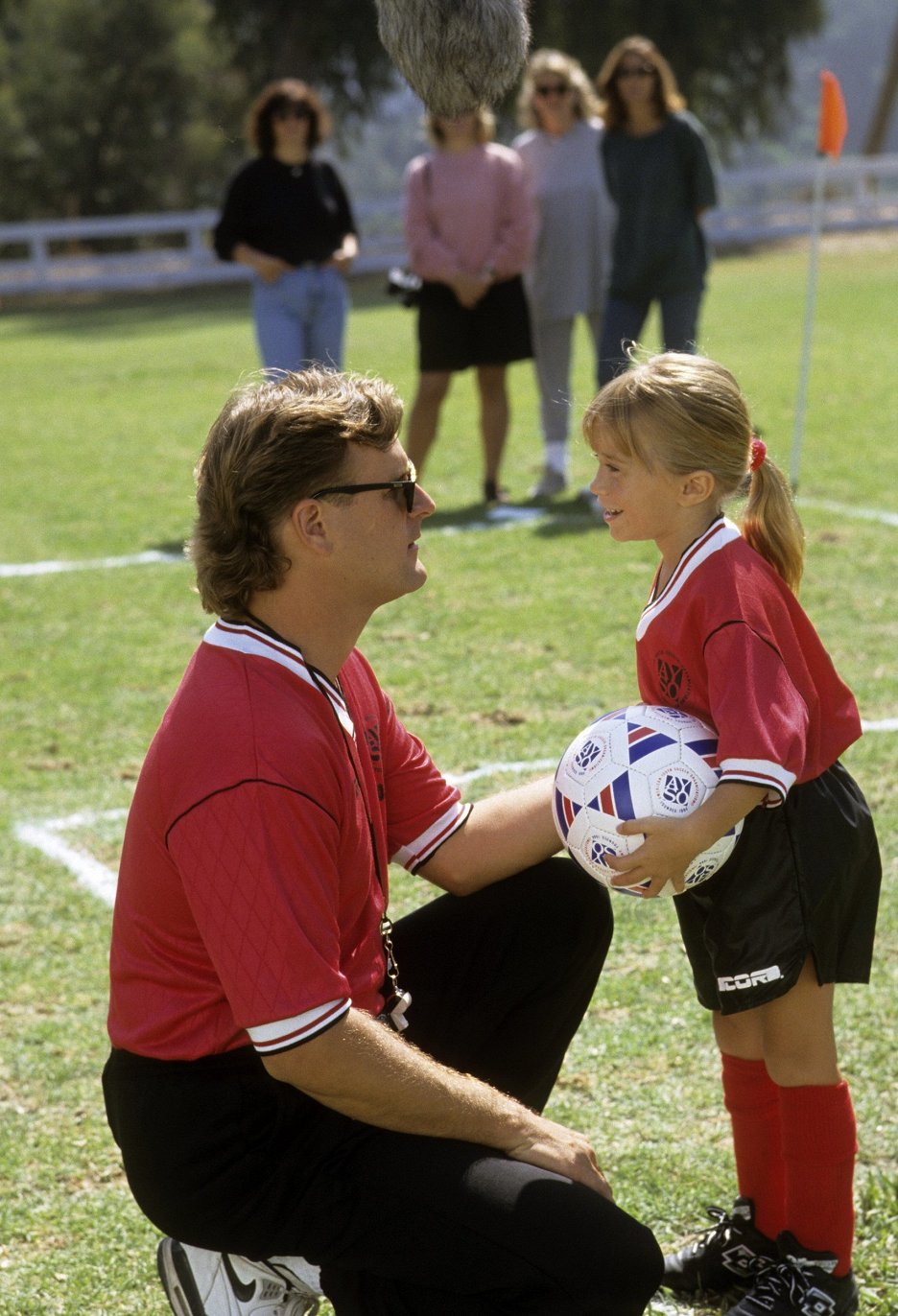 Plný dům - Malá popleta (S07E03) (1993) | ČSFD.cz