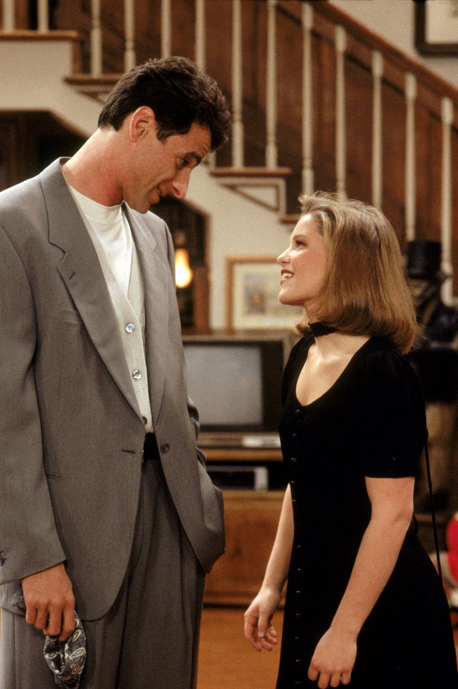 Plný dům - Osudová schůzka (S07E22) (1994) | ČSFD.cz