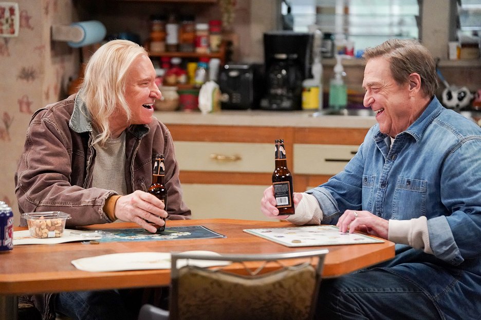 The Conners - Patriarchs and Goddesses (S04E11) (2022) | ČSFD.cz