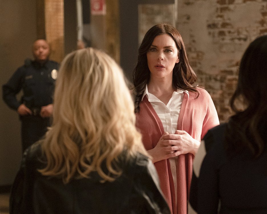 Královny hip hopu - Jsem tvůj otrok (E11) (2022) | ČSFD.cz