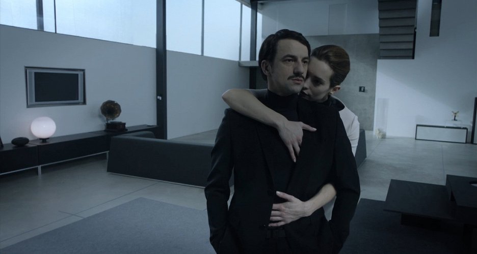 Replika (2015) | ČSFD.cz