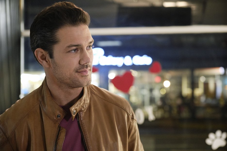 Matching Hearts (2020) | ČSFD.cz