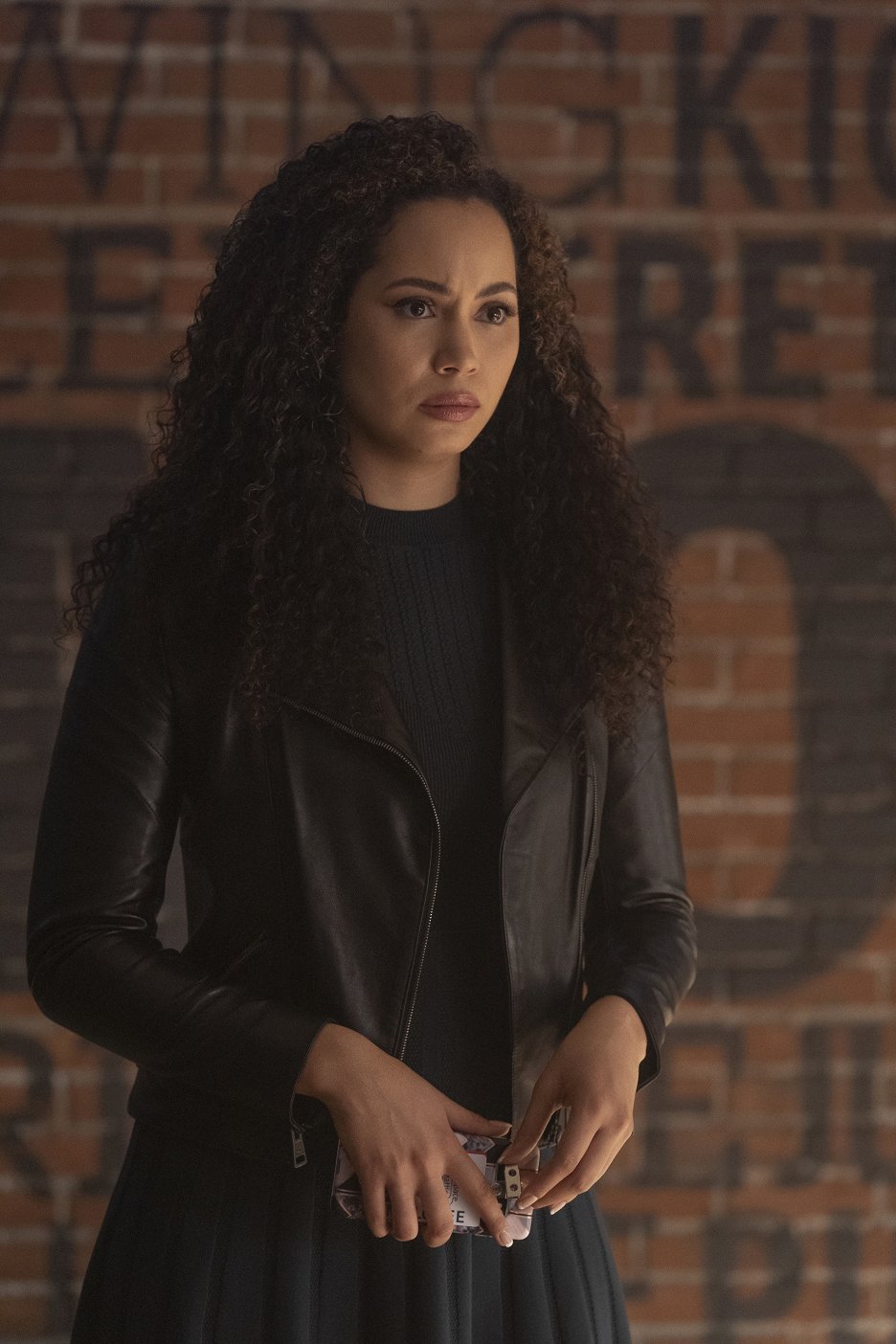 Charmed - Witch Way Out (S03E07) (2021) | ČSFD.cz