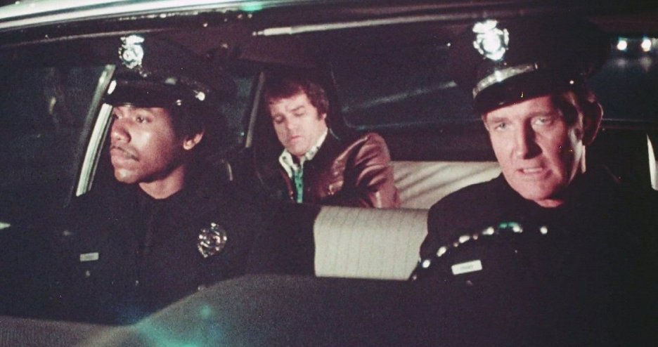 Mitchell (1975) | ČSFD.cz