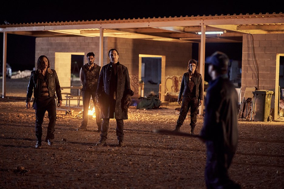 Firebite - The Bastard King (E06) (2022) | ČSFD.cz