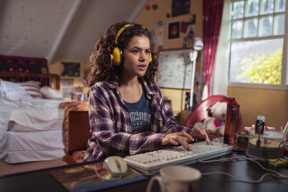 Zase 15 - (⊙_⊙) (S01E01) (2022) | ČSFD.cz