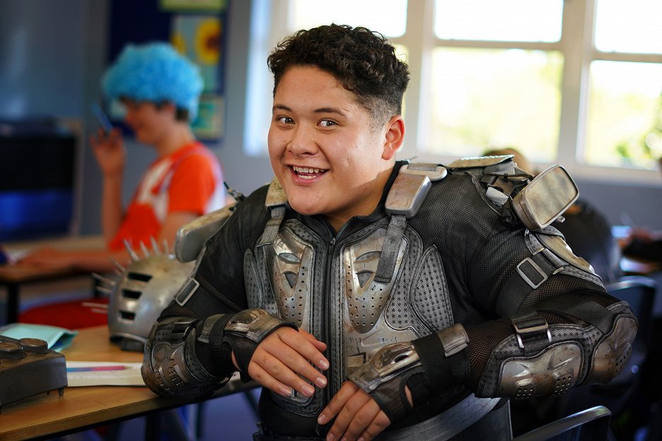 Hardball - Book Week! (S02E02) (2021) | ČSFD.cz