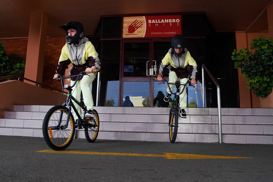 Hardball - We Can Rebuild Them (S02E09) (2021) | ČSFD.cz