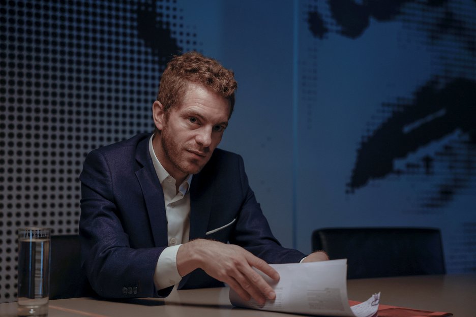 Super Greed: The Fight for Football (2022) | ČSFD.cz