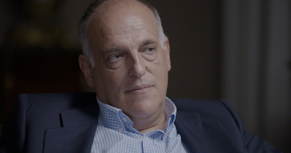 Super Greed: The Fight for Football (2022) | ČSFD.cz