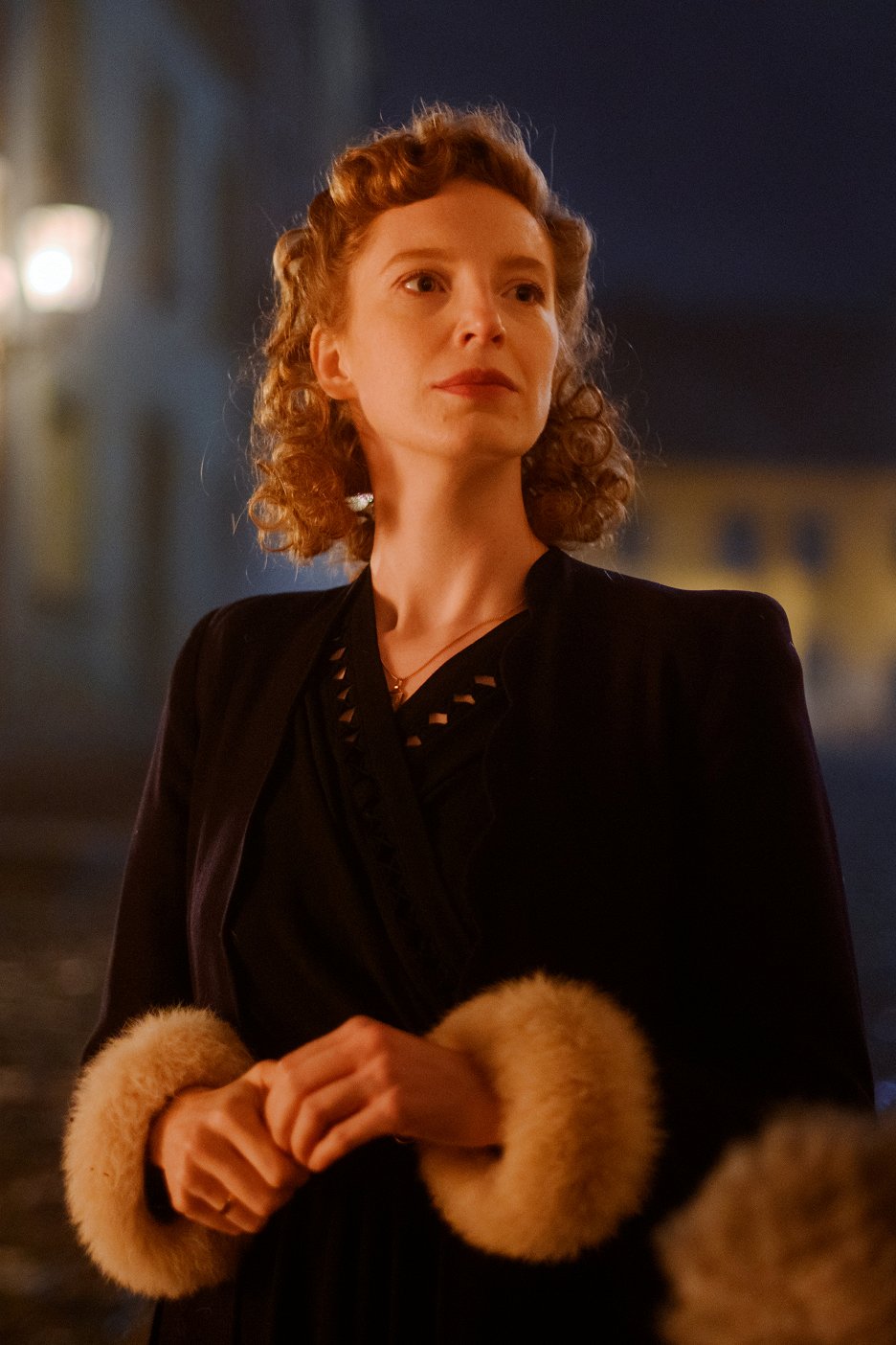 Ponorka - In die Tiefe (S03E05) (2022) | ČSFD.cz