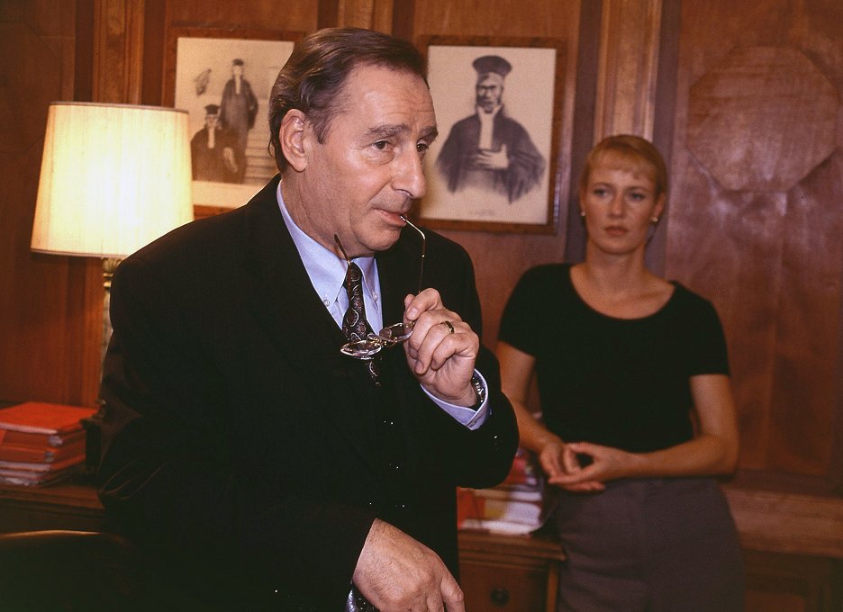 Ve jménu zákona - Tot und begraben (S05E04) (1999) | ČSFD.cz