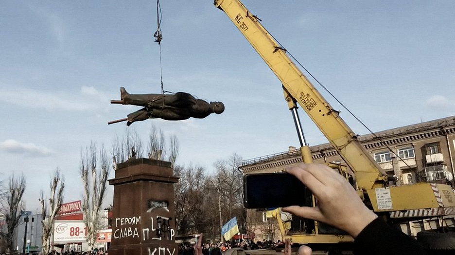The Fall of Lenin (2017) | Galerie - Van film | ČSFD.cz