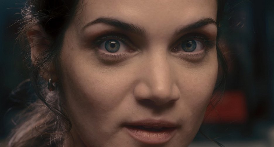 Ghosting Gloria (2021) | Gallery - Posters | ČSFD.cz