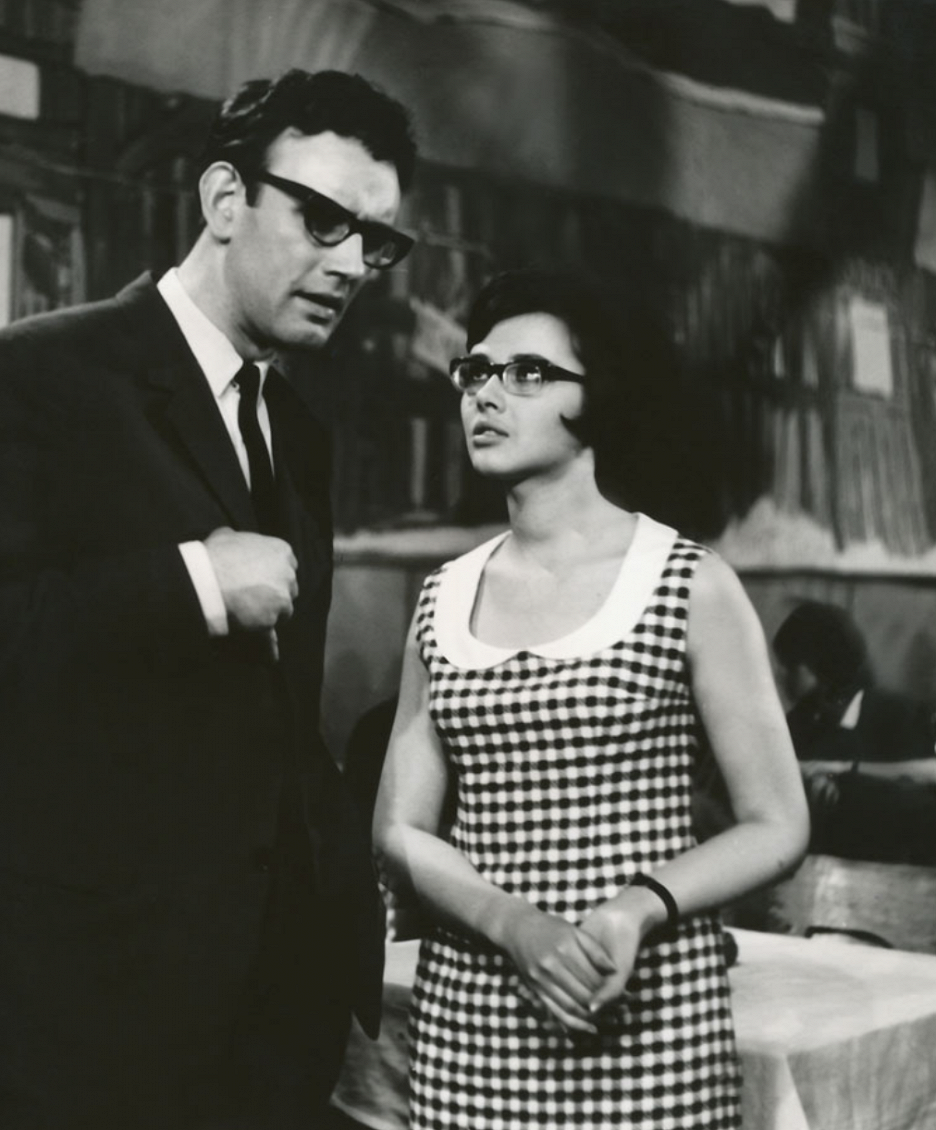 Sam pośród miasta (1965) | ČSFD.sk