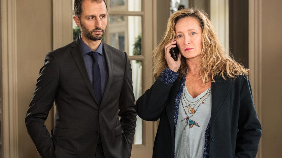 Crimes parfaits - À la vie, à la mort (S03E01) (2020) | ČSFD.cz