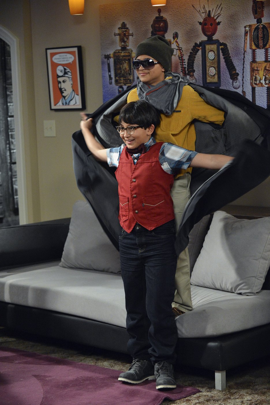 Riley ve velkém světě - Girl Meets Popular (S01E06) (2014) | ČSFD.cz