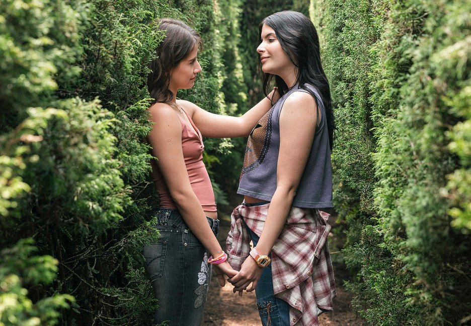 Kdo zabil Saru? - Laboratorní krysy (S03E05) (2022) | ČSFD.cz