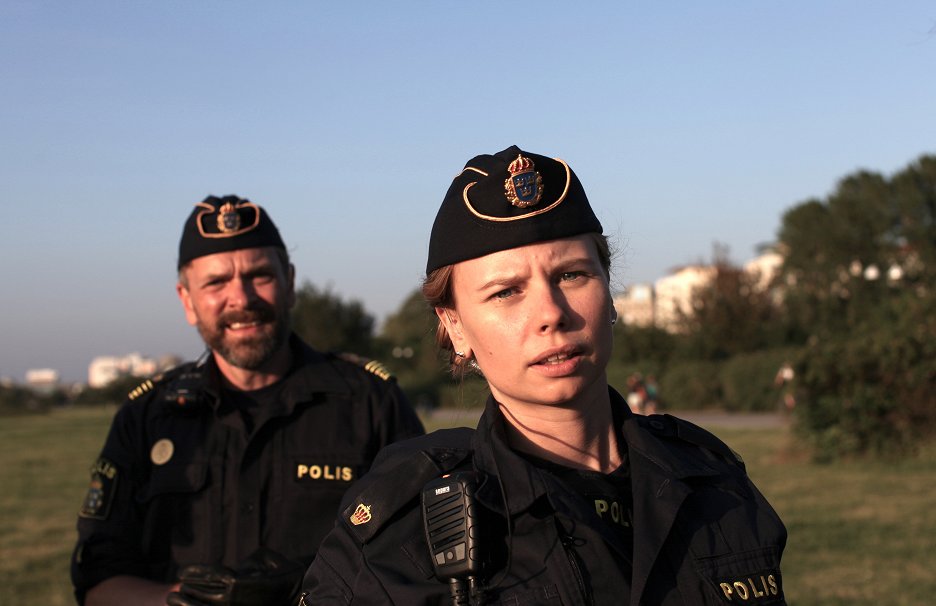 Tunna blå linjen - Episode 7 (S01E07) (2021) | ČSFD.cz