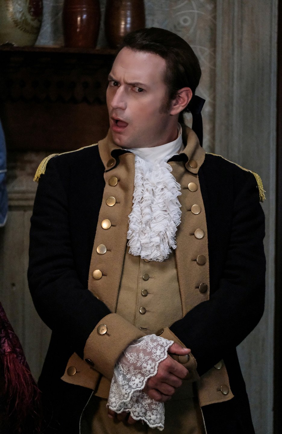 Ghosts - Viking Funeral (S01E03) (2021) | ČSFD.cz